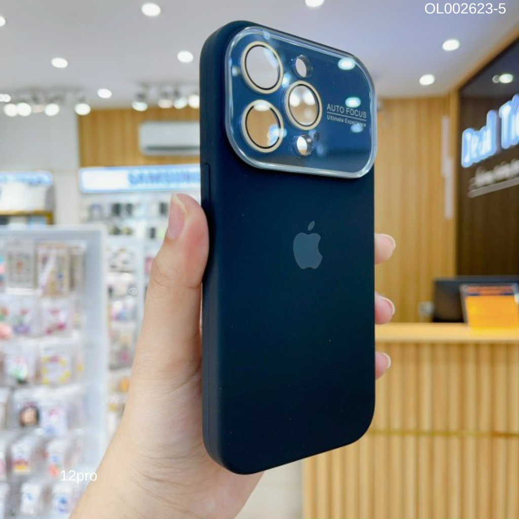 **Ốp IP 12 Pro Silicon bảo vệ camera