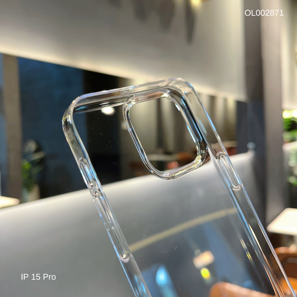 **Ốp IP 15 Pro trong cứng Memumi