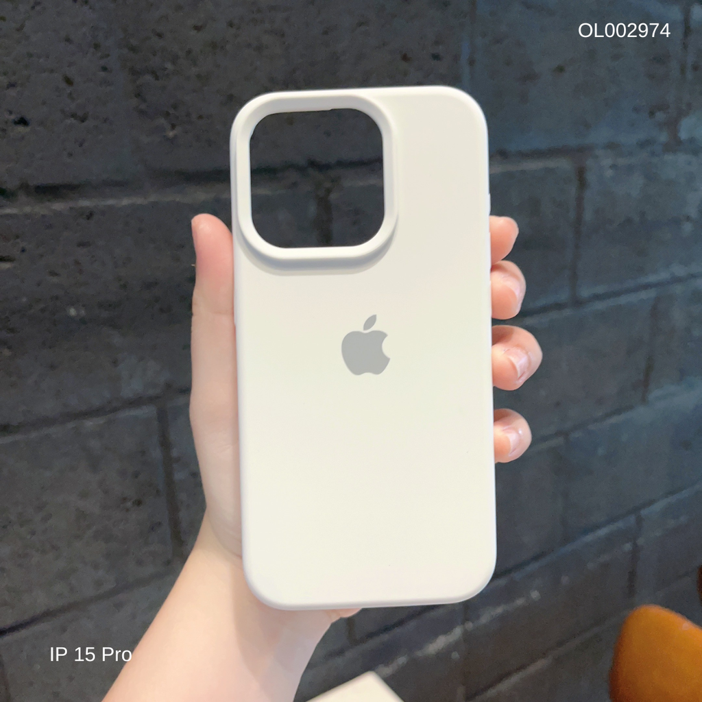 **Ốp IP 15 Pro Silicon full loa fake
