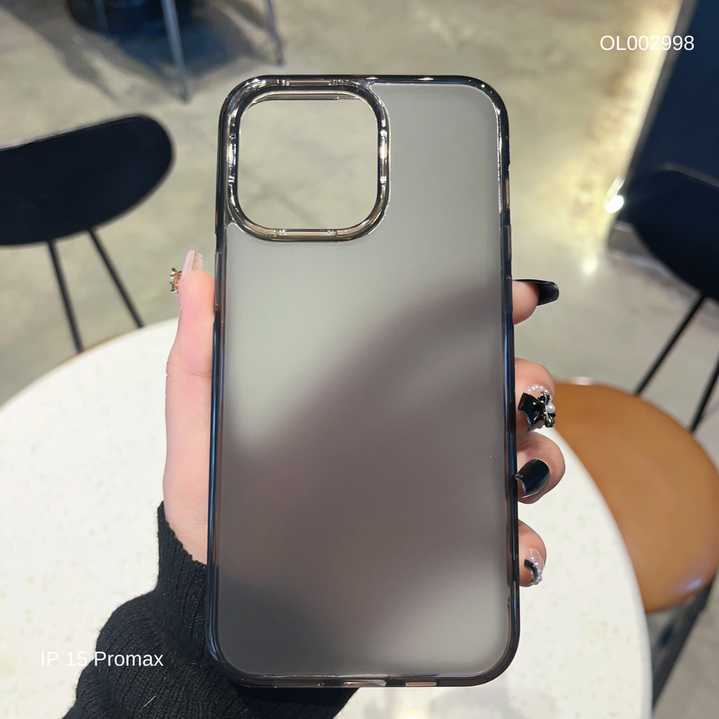 **Ốp IP 15 Pro Max Likgus nhám
