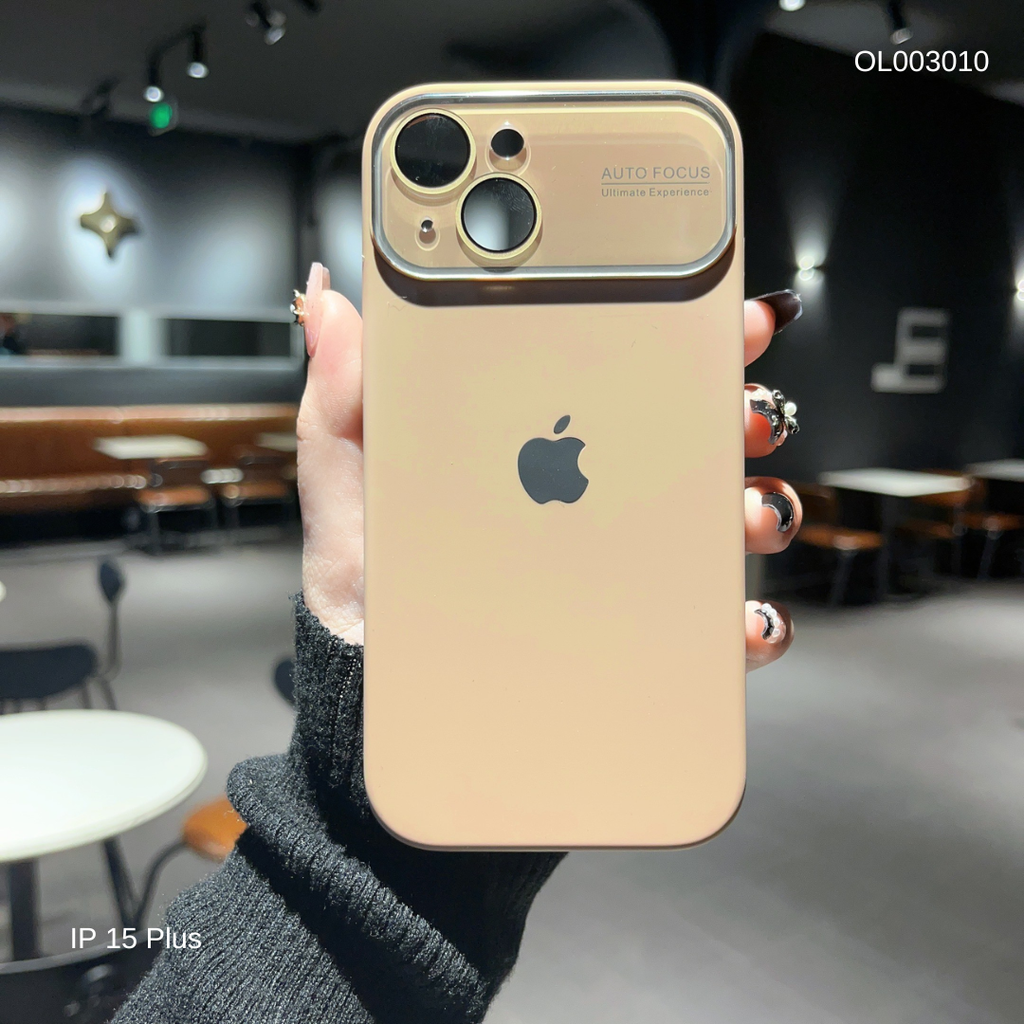 **Ốp IP 15 Plus Silicon bảo vệ camera