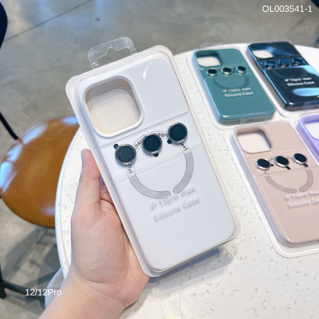 **Ốp IP 12/12 Pro Silicon Magsafe kèm camera