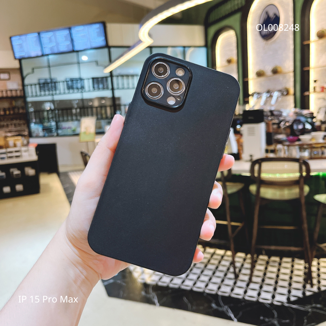Ốp IP 15 Pro Max dẻo nhám trơn