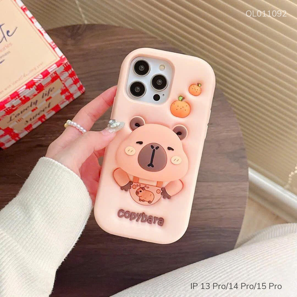 ** Ốp IP 13 Pro/14 Pro/15 Pro dẻo su Capybara giá đỡ