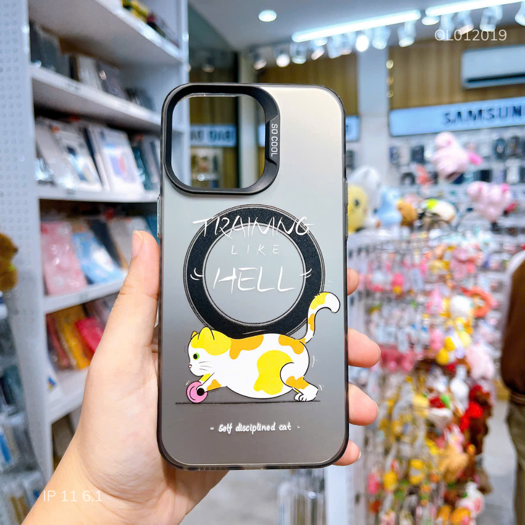 Ốp IP 11 6.1 nhám bạc Mèo training