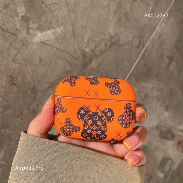 Case Airpods Pro Kaws Holiday Cam