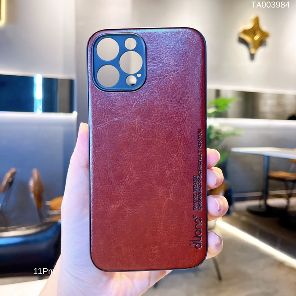 **Ốp IP 11 Pro Max vân giả da Diliana