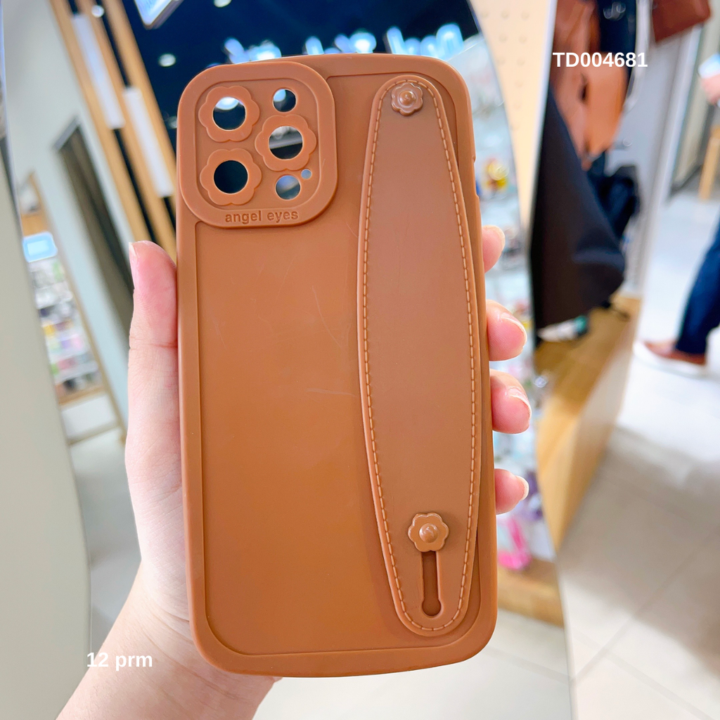 **Ốp IP 12 Pro Max Silicon màu kèm nẹp tay bảo vệ camera