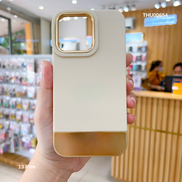 **Ốp IP 13 Pro Max Dẻo mịn màu viền gold