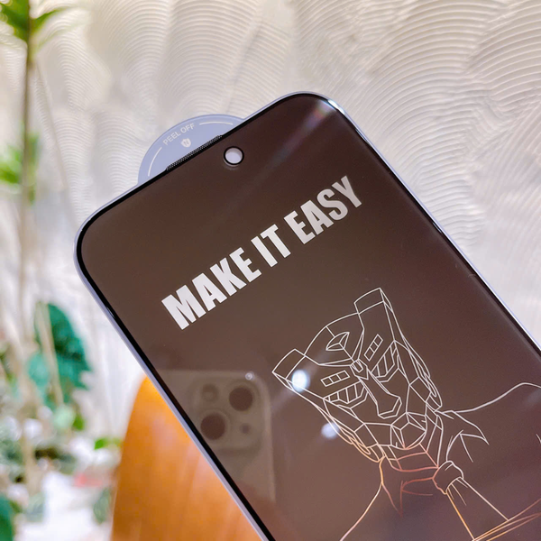 DCL IP 15 Pro Max full trong suốt URR