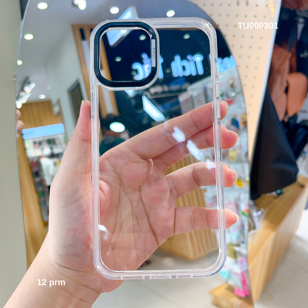 Ốp IP 12 Pro Max trong Likgus camera màu