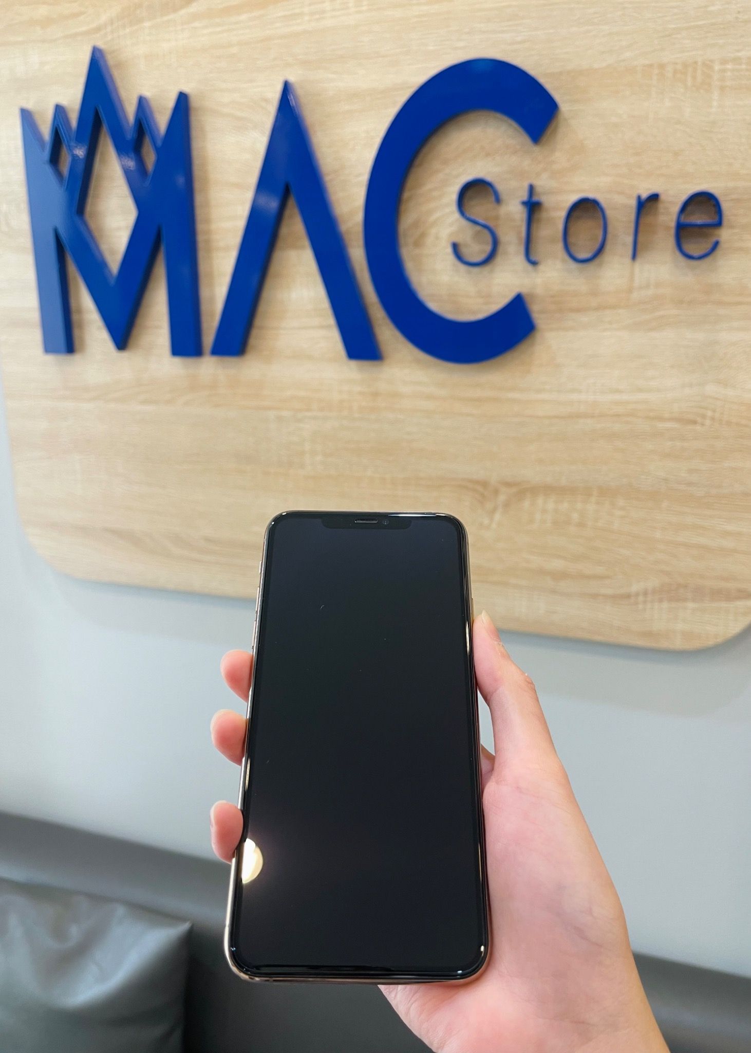 iPhone 11 ProMax [Gold] - 256GB - 99% - MACHOUSE