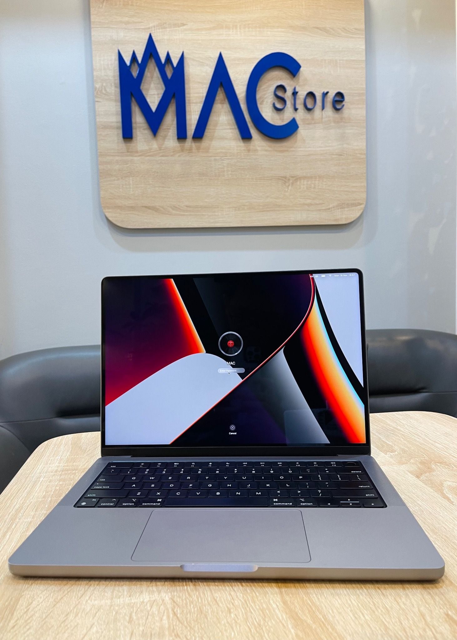 MacBook Pro 14inch (M1, 2021) [SPACE GRAY] - M1Pro/16GB/512GB - MACHOUSE