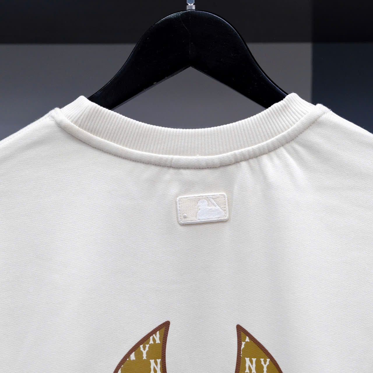 MLB - Áo Sweater MLB Monogram Season 2024 Màu Kem Hàng Chính Hãng – Fox ...