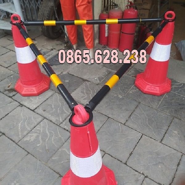 Hàng rào chắn an toàn nối cọc tiêu có thể co rút dài 2m|Rào chắn Cung ...