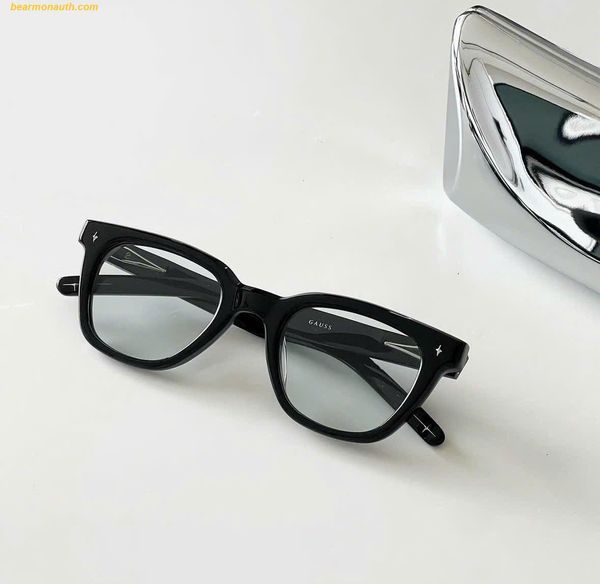 Kính Cận Gentle Monster Gauss 01 – Bear Mon Auth