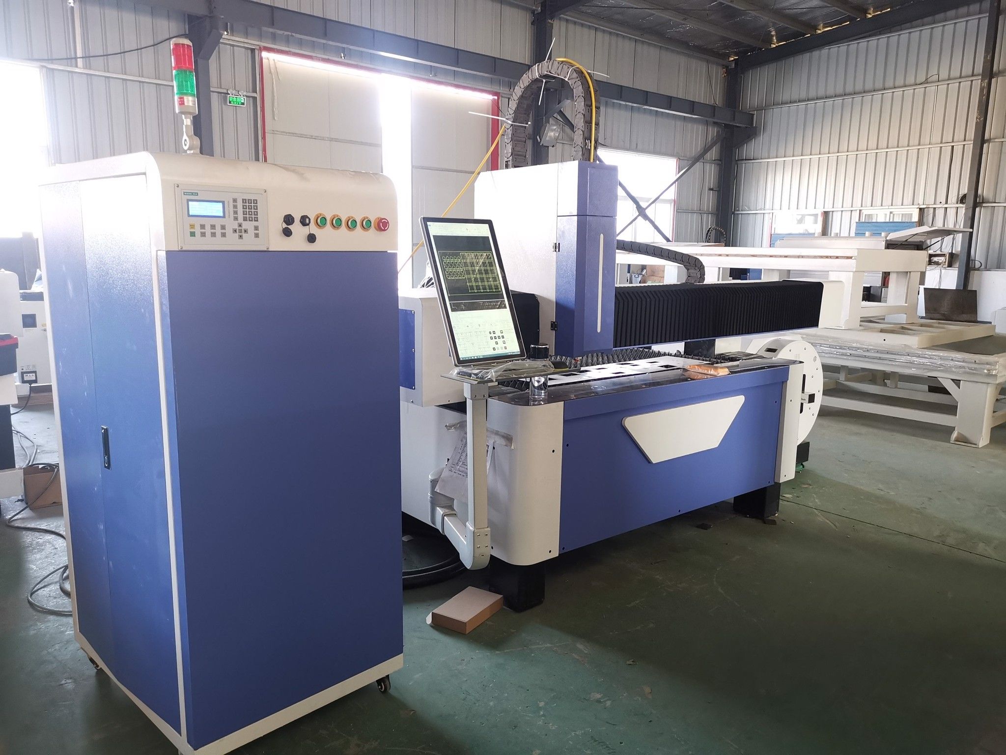 1000w 1500w 3000watt 2mm 3mm 5mm 8mm 15mm 18mm 20mm Cnc Lazer Cutter S ...