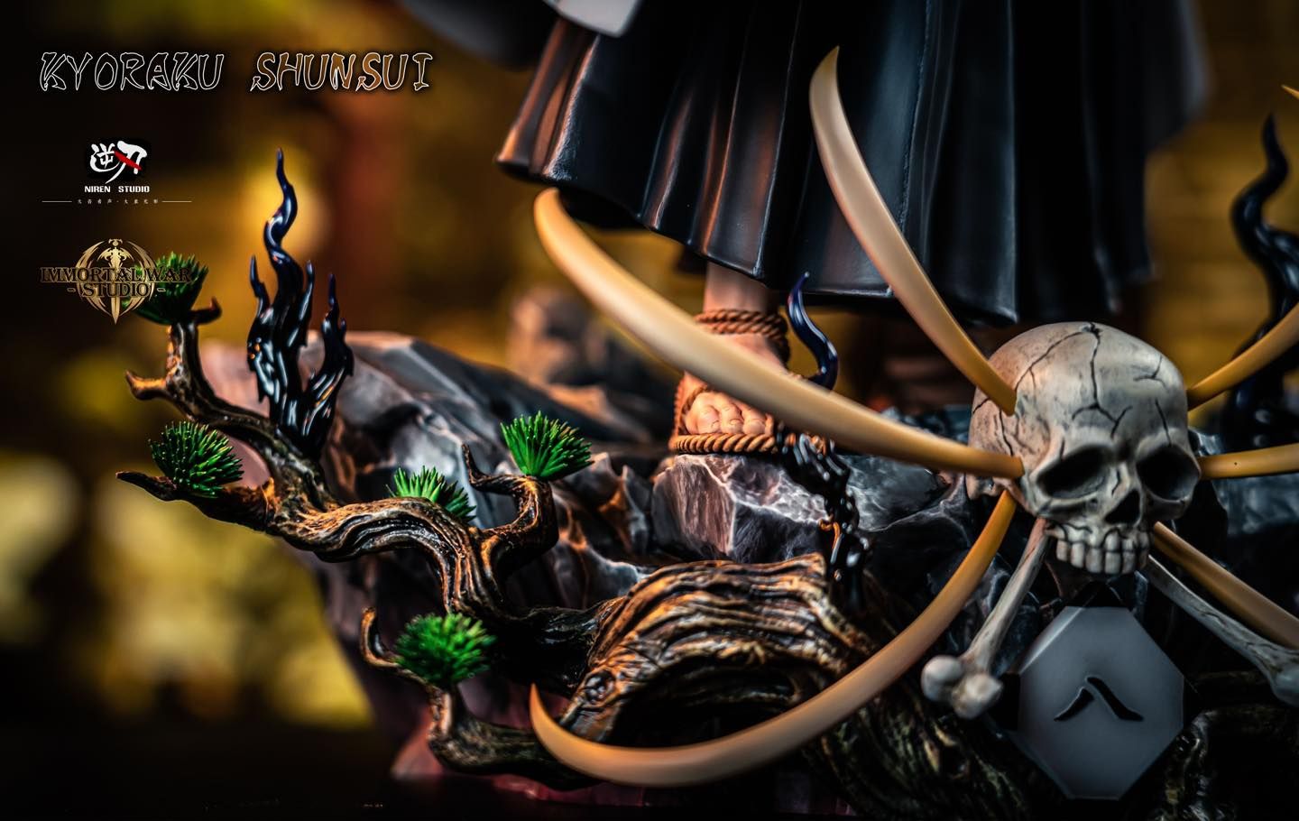 IW x Niren Studio - Kyoraku Shunsui & Retsu Bust – Flash Resin Shop