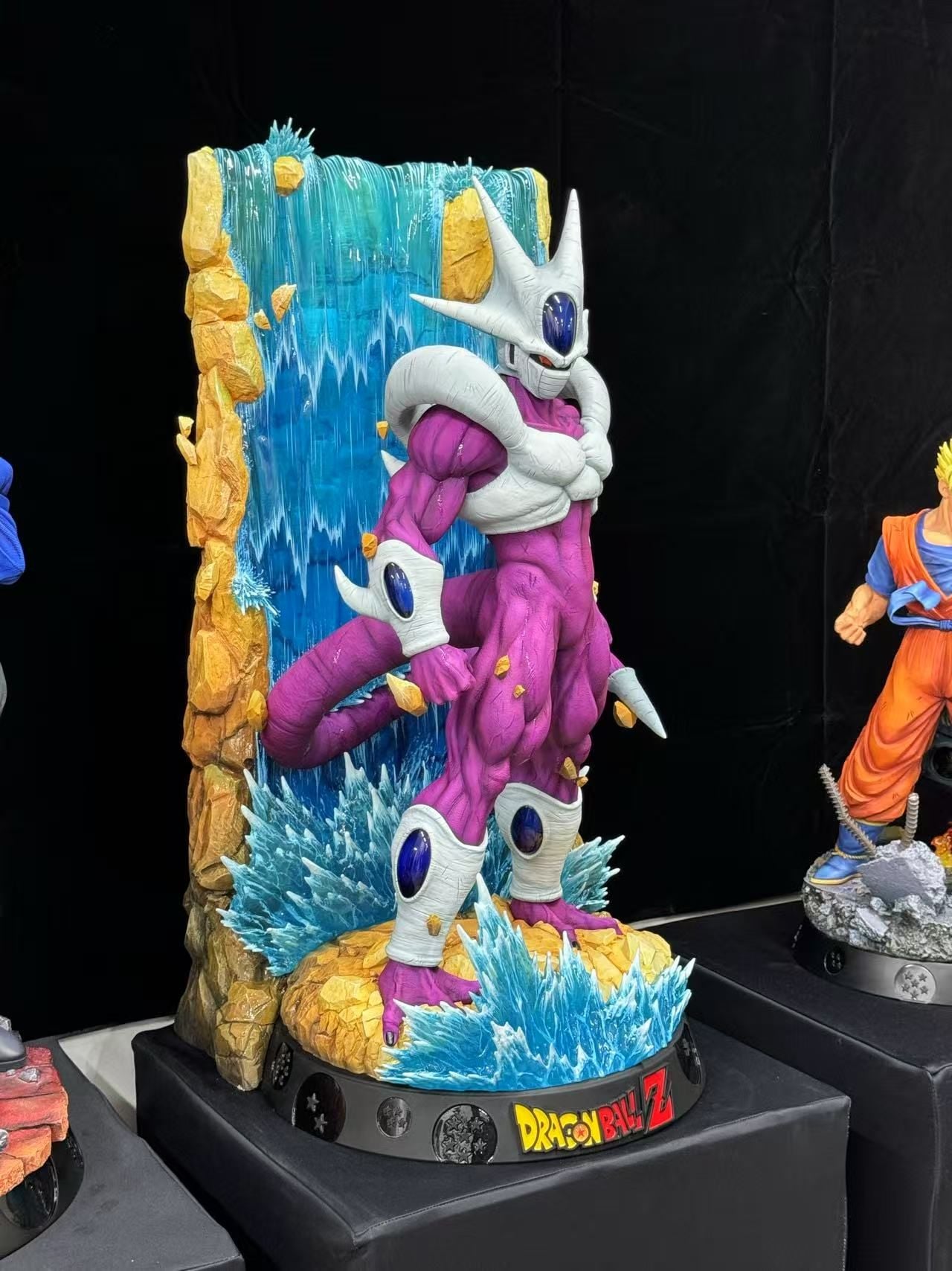 Tsume Studio - Cooler - Dragon Ball – Flash Resin Shop