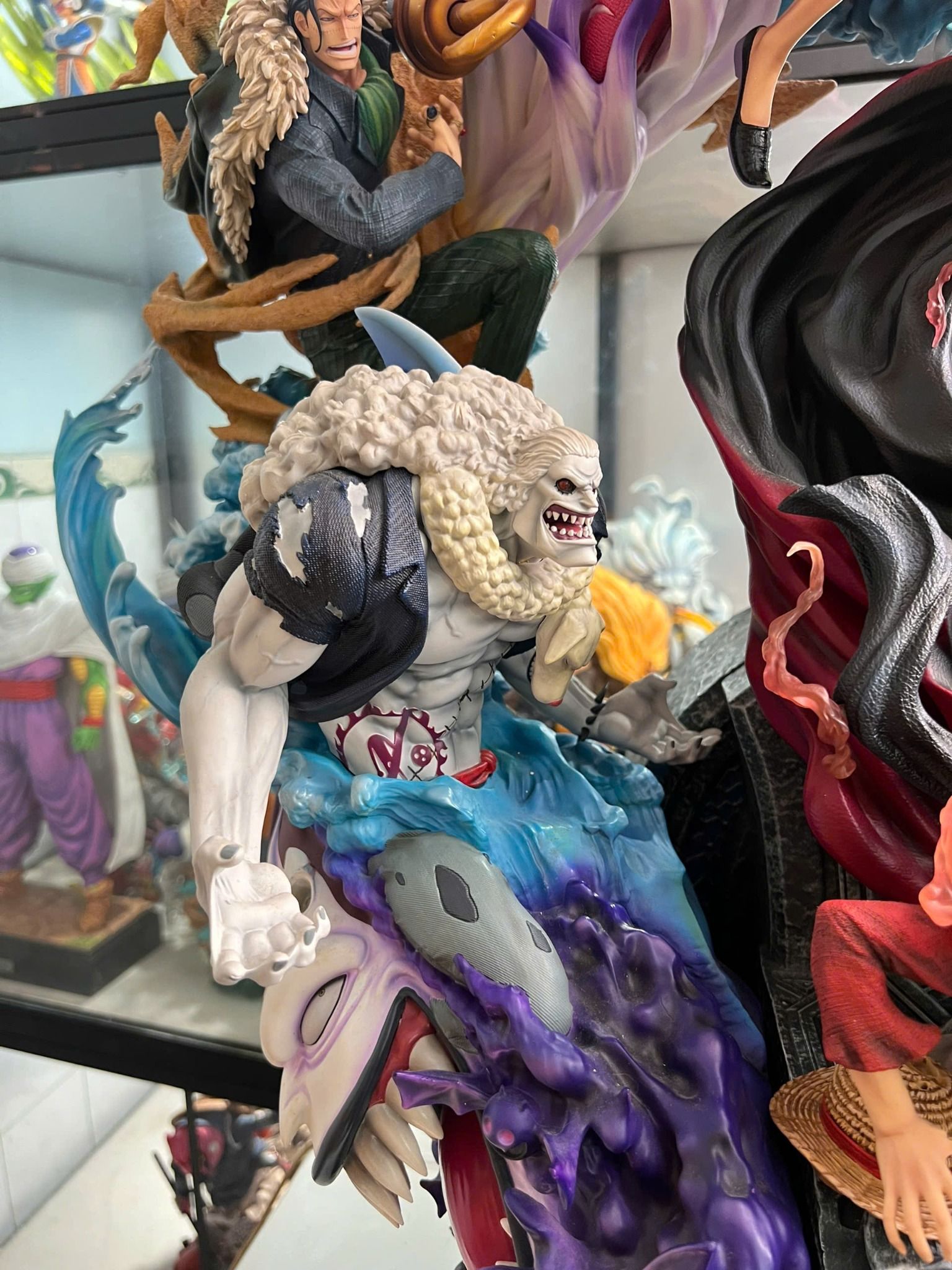 Last Sleep Studio - Luffy Villain - One Piece – Flash Resin Shop