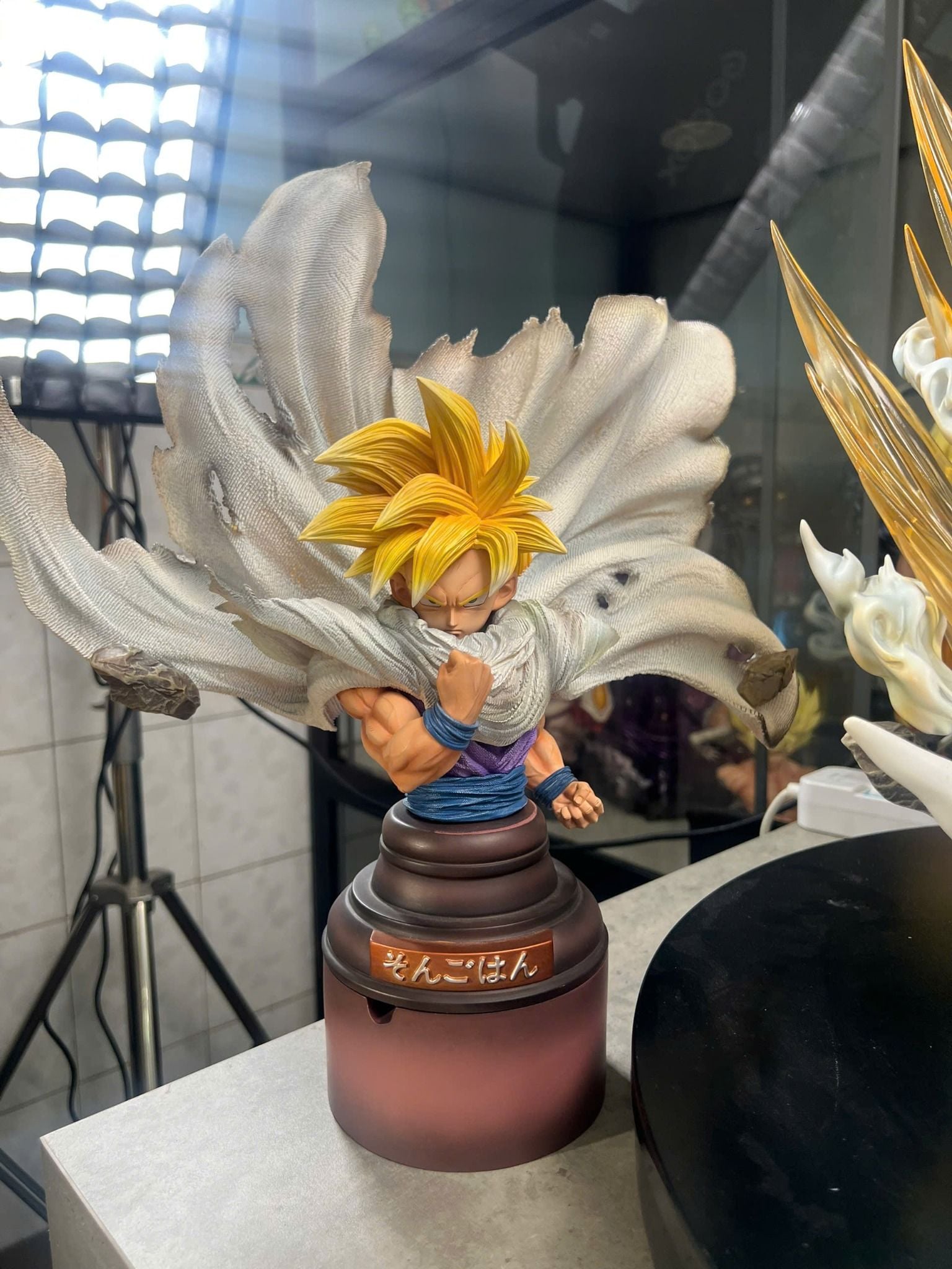 Yoyo Studio - Gohan SSJ2 – Flash Resin Shop