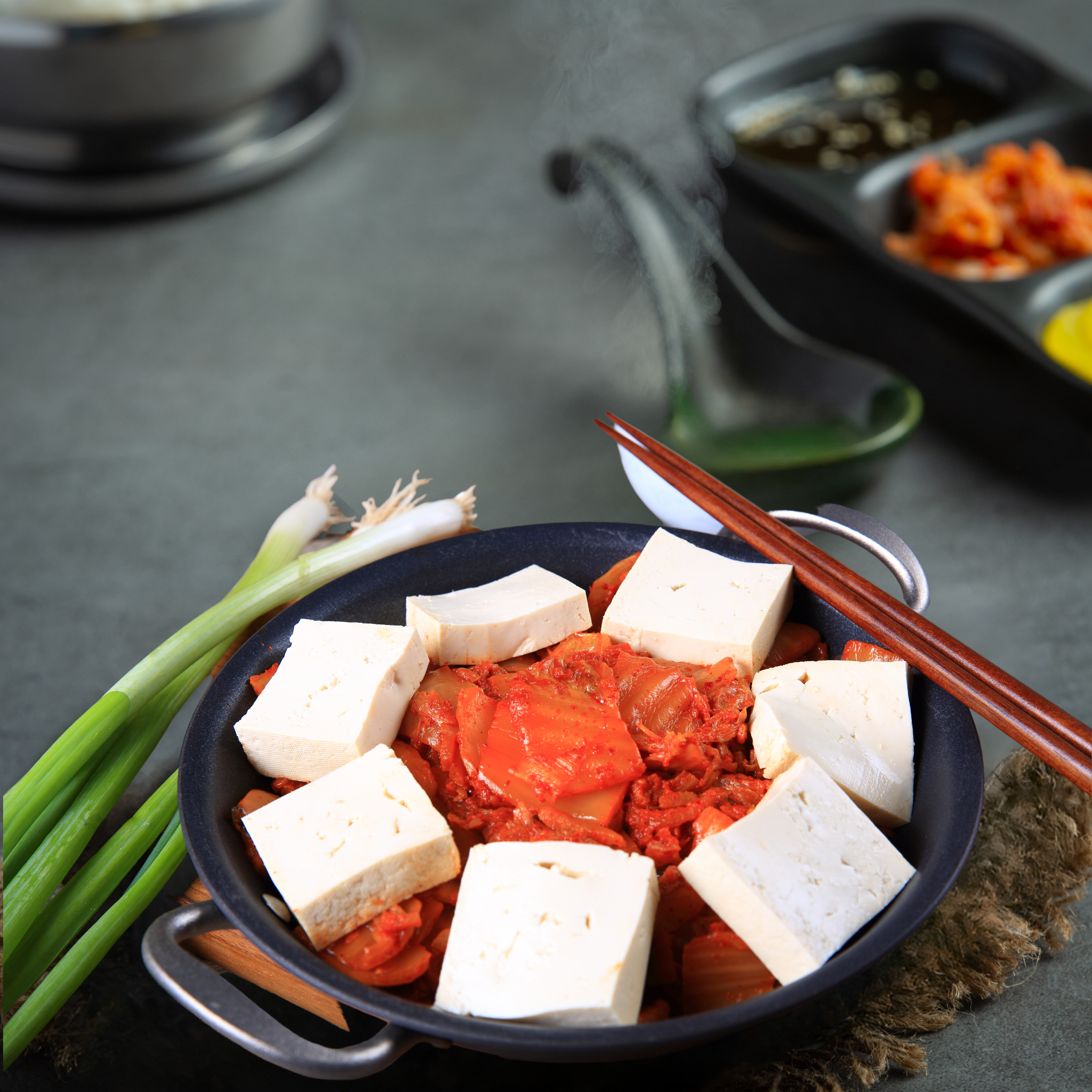 Kim chi xào đậu phụ 두부김치 Bean curd & Korean Kimchi – Cheong Hak Gol ...