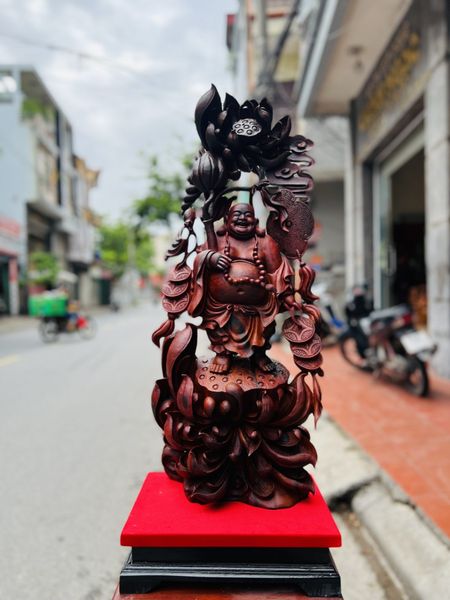 Tượng Di Lặc nghênh hỷ đứng đài sen gỗ trắc việt kích thước cao 8 – Gỗ ...