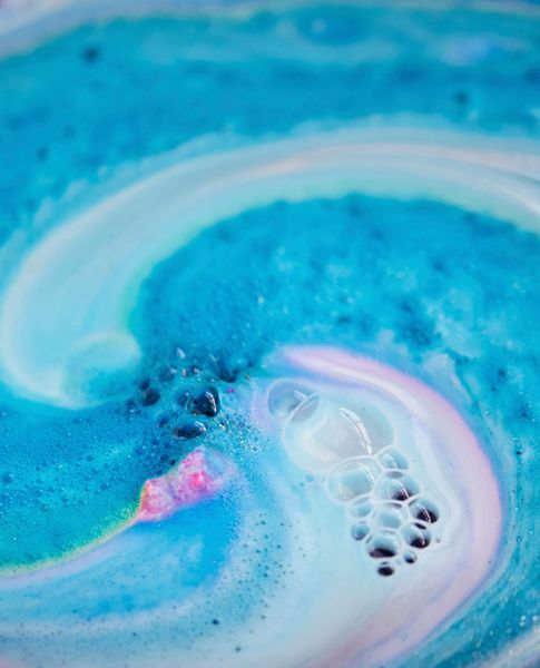Intergalactic - LUSH Việt Nam