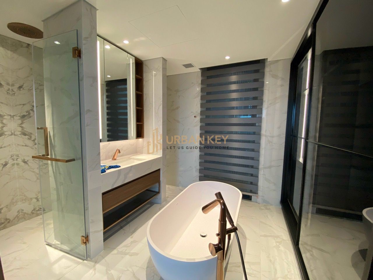 2 bedroom apartment, Metropole Crest – URBAN KEY REAL ESTATE