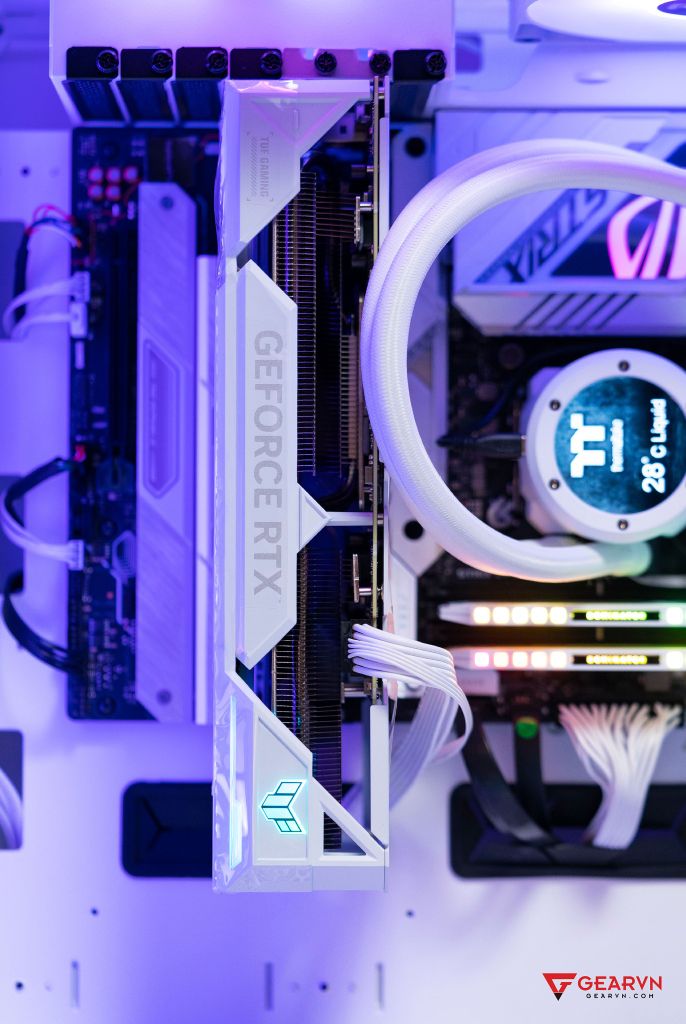 GVNxThermaltake PROJECT VERTICAL (Intel i7-14700K/ RTX 4070 Ti Super ...