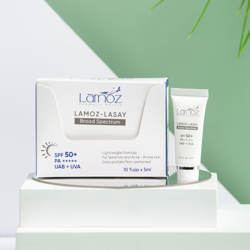 Kem chống nắng Lamoz Lasay 5ml