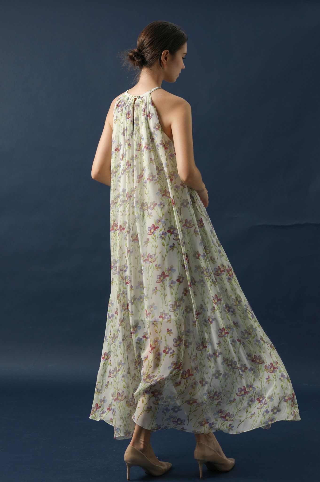 Đầm yếm cổ viền nhún – Miurey Tokyo