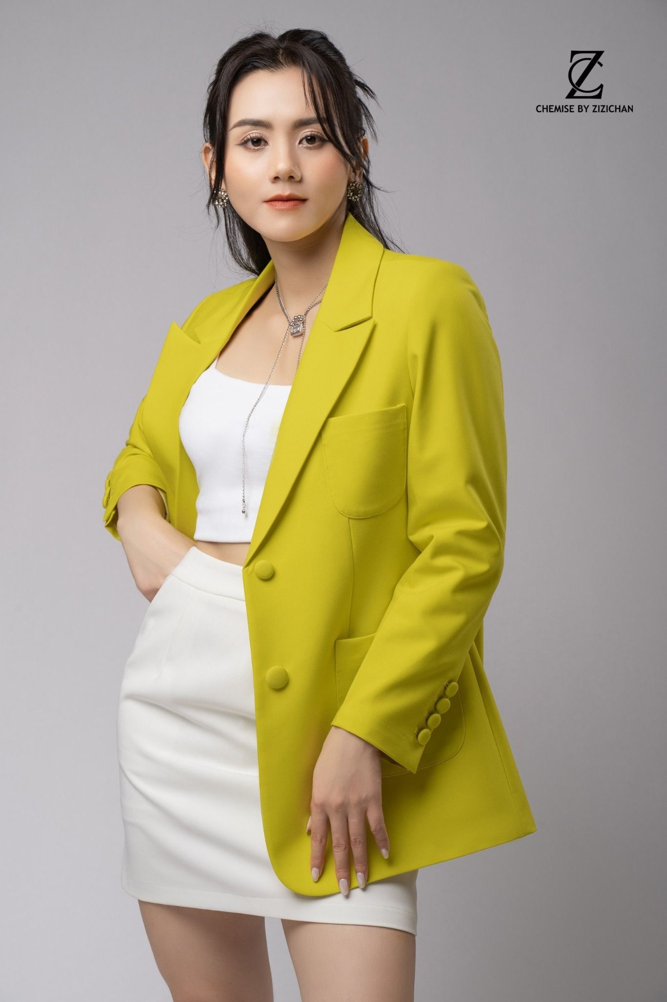 CV01_Chân váy A màu trắng - Chemise by Zizichan