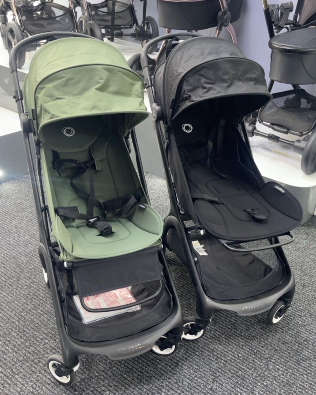 Xe đẩy du lịch gấp gọn Bugaboo Butterfly màu Forest Green - Baby Rabbit ...