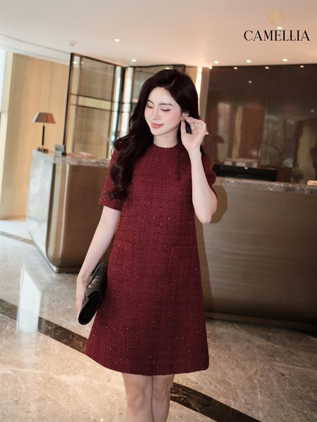 ĐẦM SUÔNG RUBY KHOÁ BẠC – Camellia