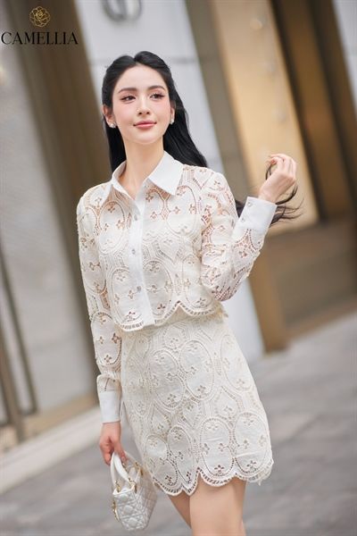 ÁO REN KEM CỔ SƠ MI – Camellia