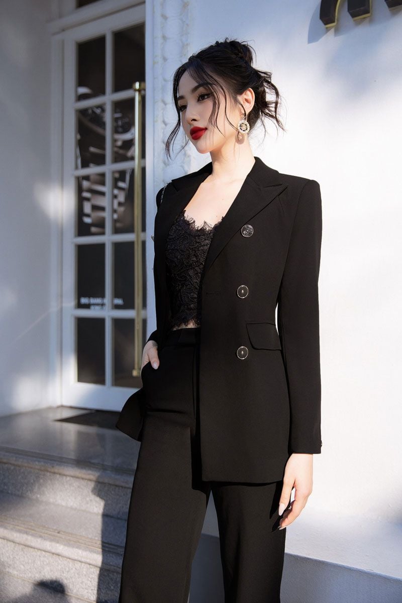 Black Blazer-Sự Lựa Chọn Hoàn Hảo Cho Phong Cách Thanh Lịch Và Đẳng Cấ ...