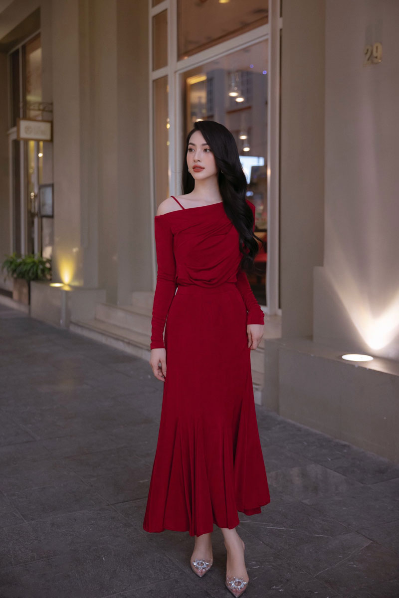 Ruby Top-Phong Cách Quyễn Rũ Kiêu Sa Làm Nổi Bật Vẻ Đẹp Quý Phái – Camellia