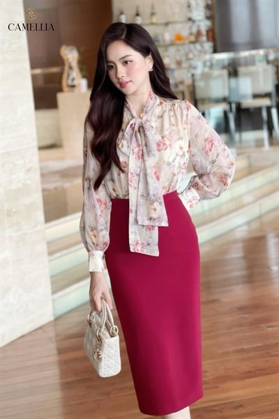 RED SKIRT – Camellia