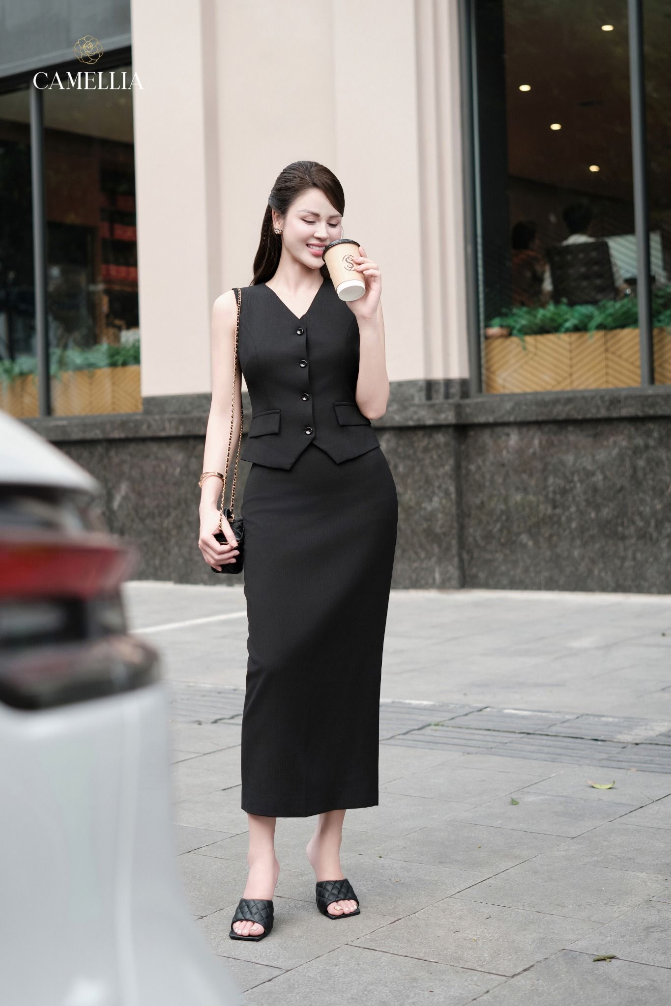 CV SELINA BLACK – Camellia