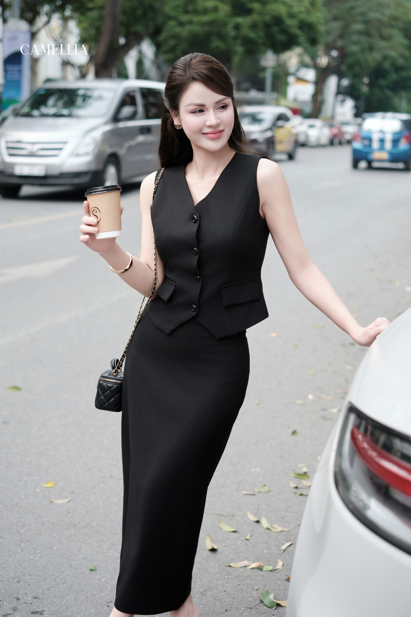 GILE SELINA BLACK – Camellia