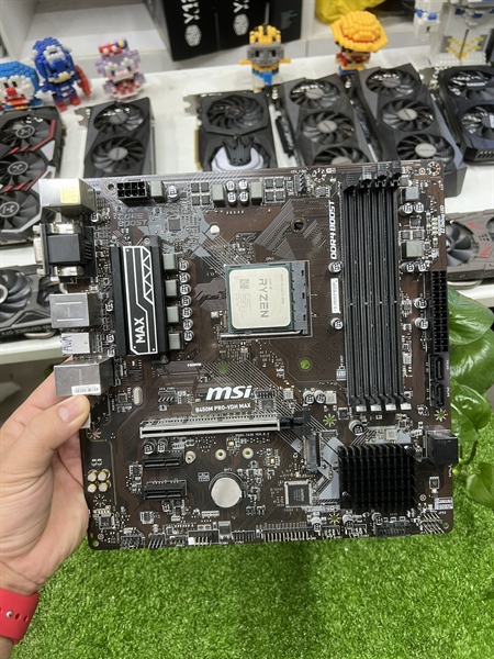 Mainboad MSI B450M PRO-VDH MAX (AMD B450, SOCKET AM4, M-ATX, 4 KHE RAM