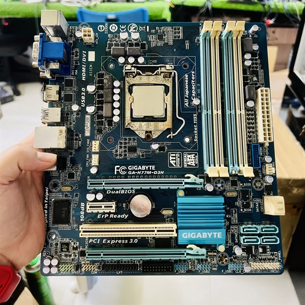 Mainboad Gigabyte GA-H77M-D3H 4 khe ram 2ND