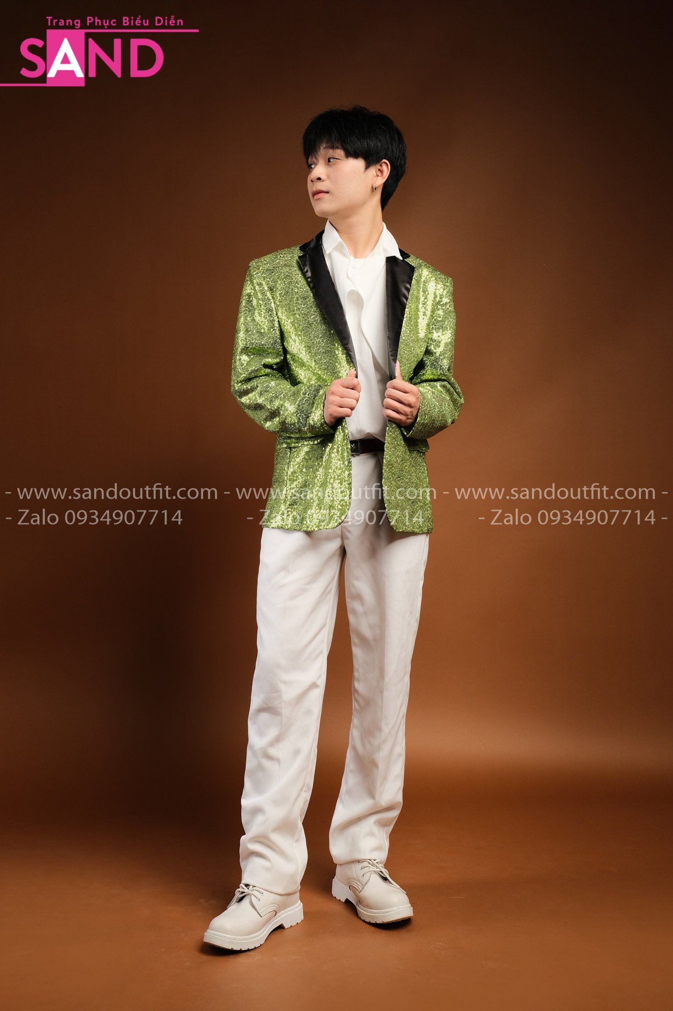 Outfit Phối Sẵn Quần Tây Trắng Phối Vest Kim Sa Sand Outfit