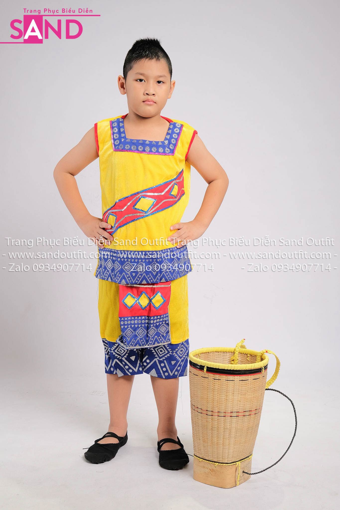 NTN0302 Trang Phục Tây Nguyên Trẻ Em - Màu Vàng Diền Xanh – Sand Outfit