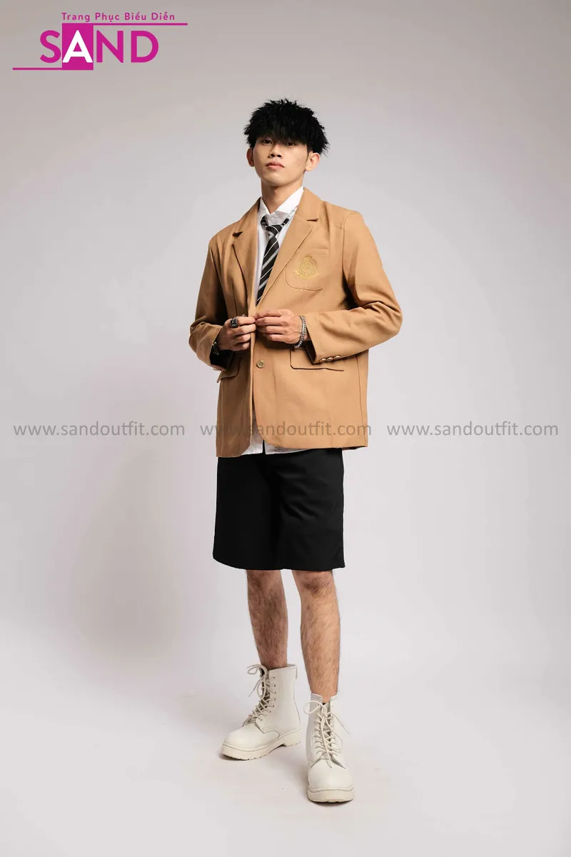 Quần Short Đen phối Áo Vest Nâu – Sand Outfit