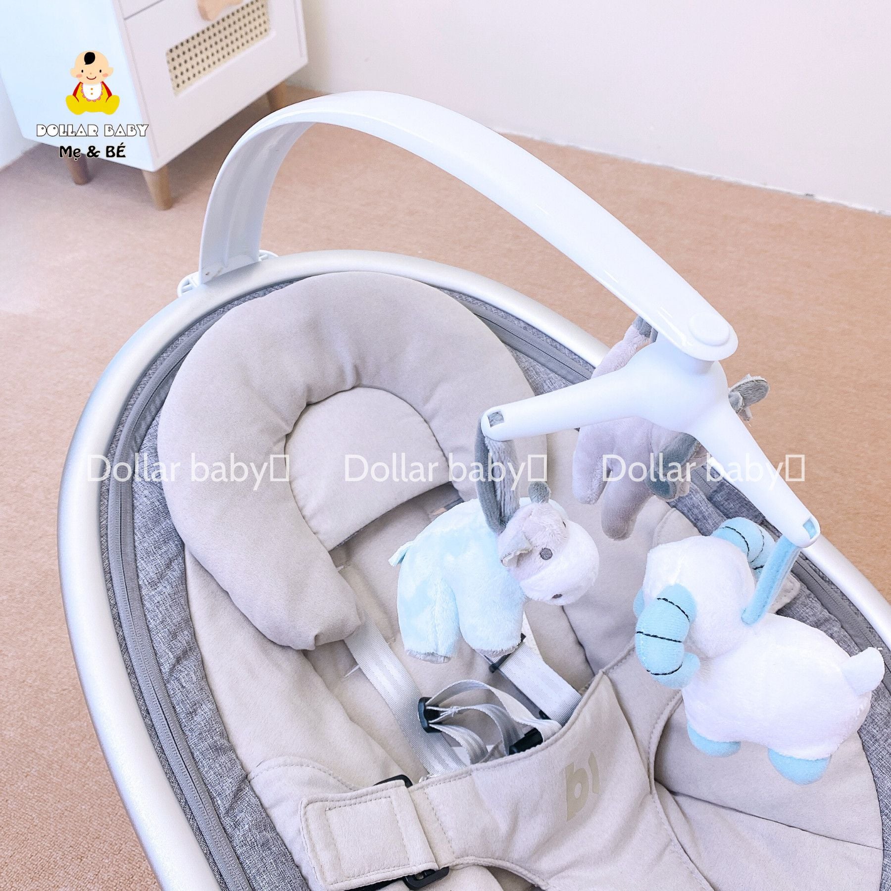 Nôi đưa điện baby boat – Dollar Baby