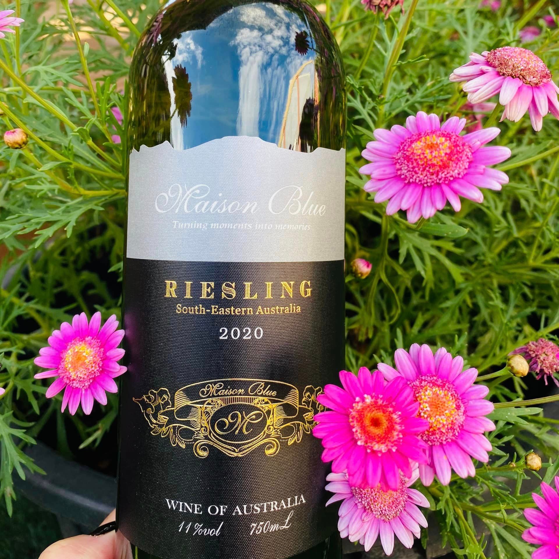 [ Ngon] Rượu vang trắng Maison Blue Riesling – The Wine Boutique