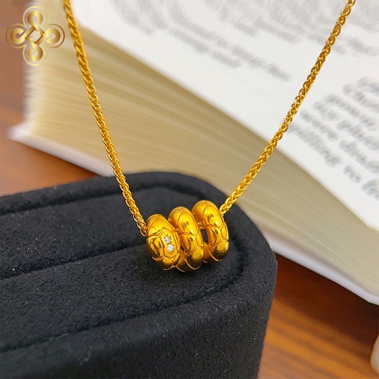 สร้อยคองูขดเพชร – Mango Amulet