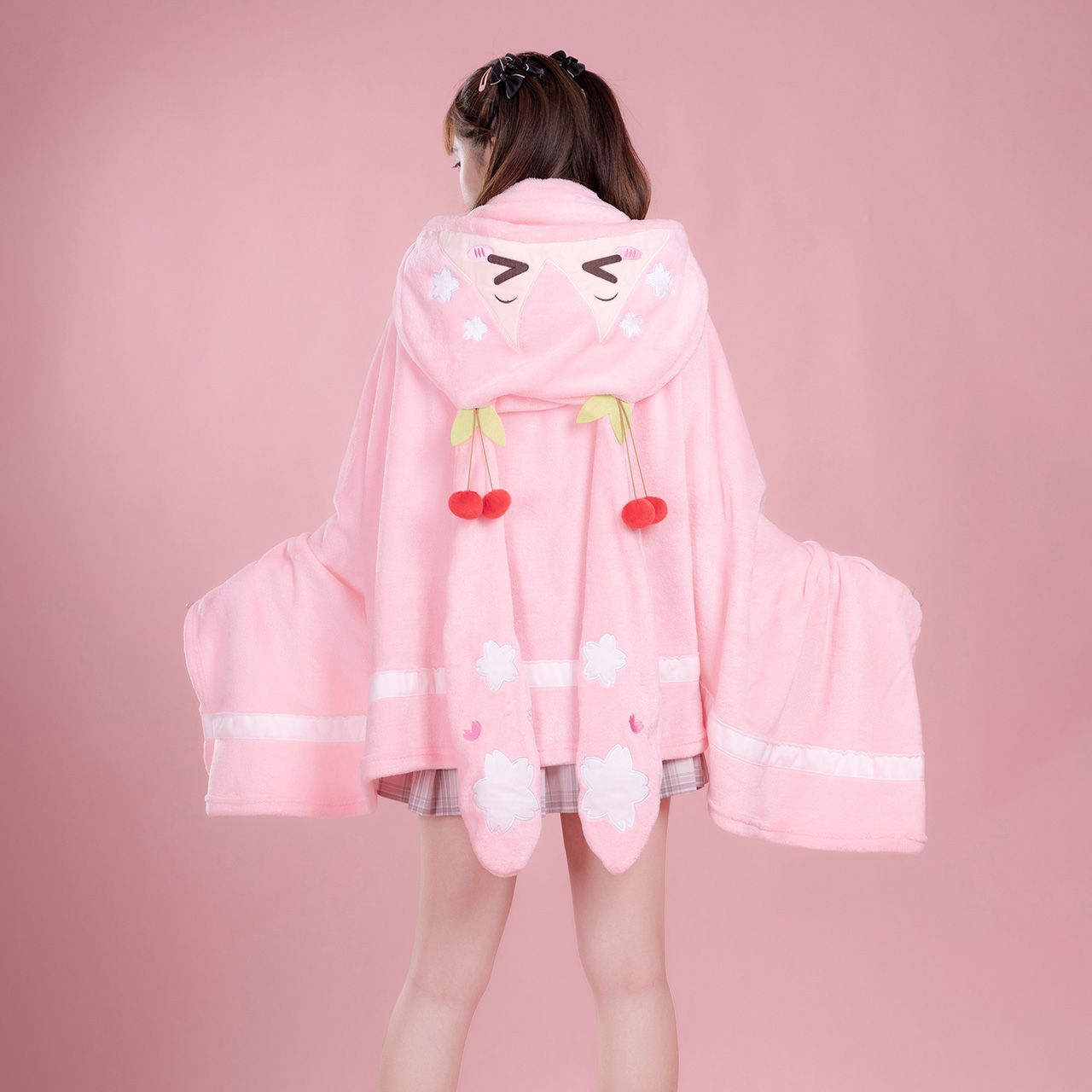 Bilibili Bilibili Moeyu Hatsune Mirai Snow Cherry Blossom Mirai Hooded ...